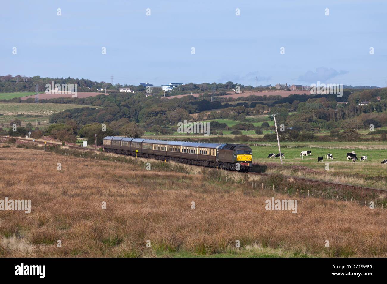 Vintage Trains class 47 locomotive 47773 hauling a charter train ...