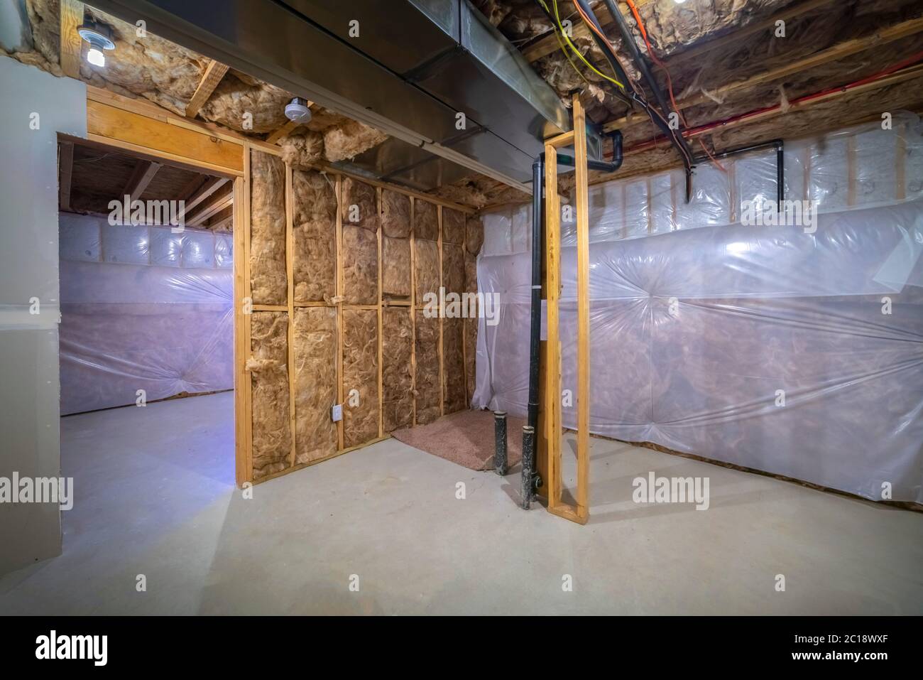 Insulation inside the room of a frame house Stock Photo - Alamy