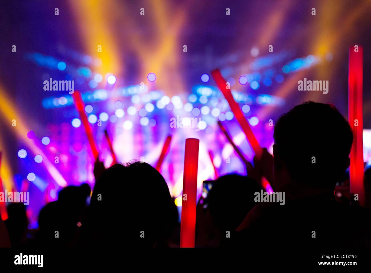 Concert at night hi-res stock photography and images - Alamy