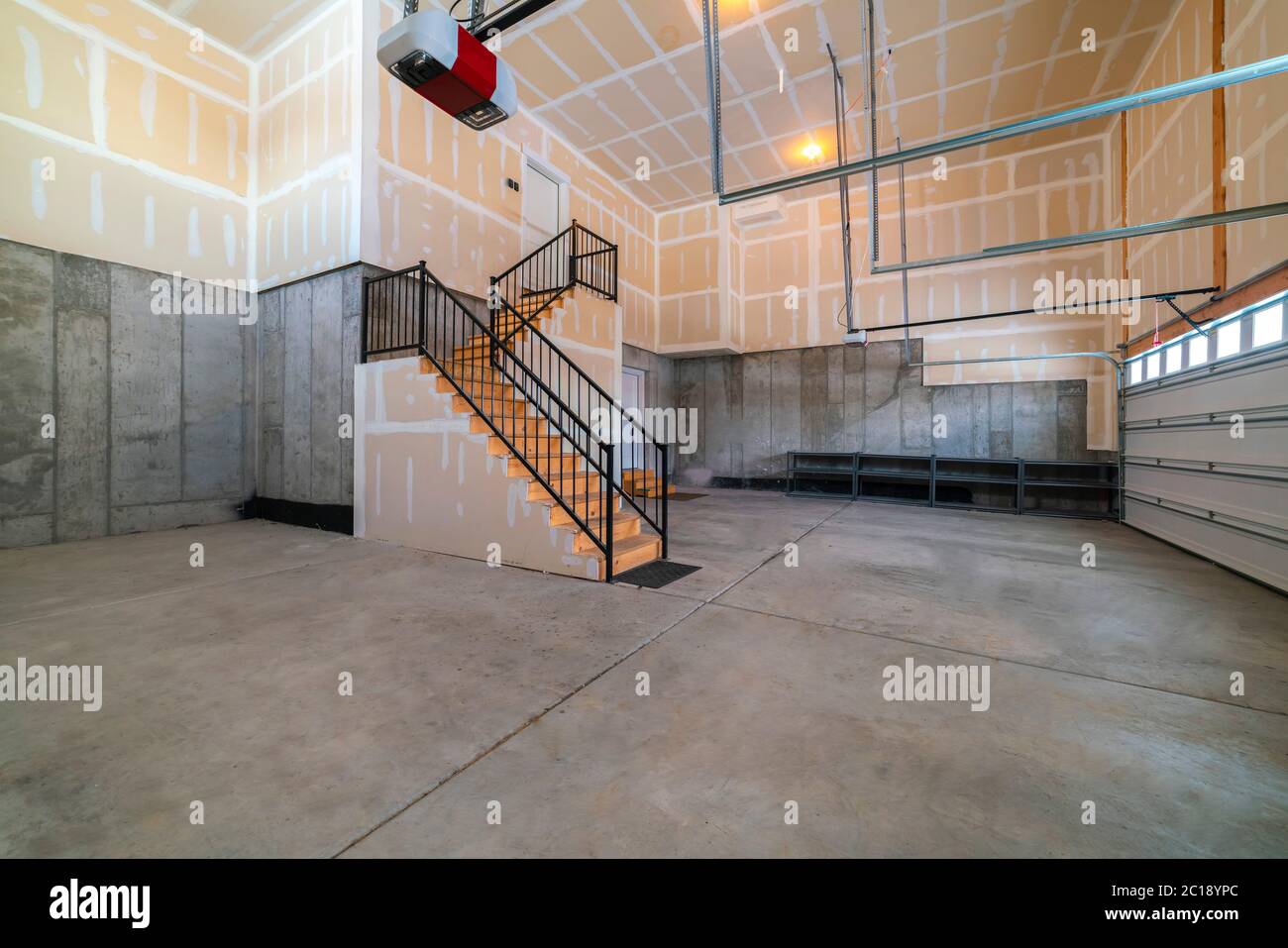 Empty open plan basement in a modern house Stock Photo - Alamy