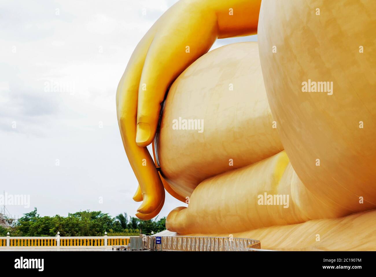 Hand of buddha hi-res stock photography and images - Alamy