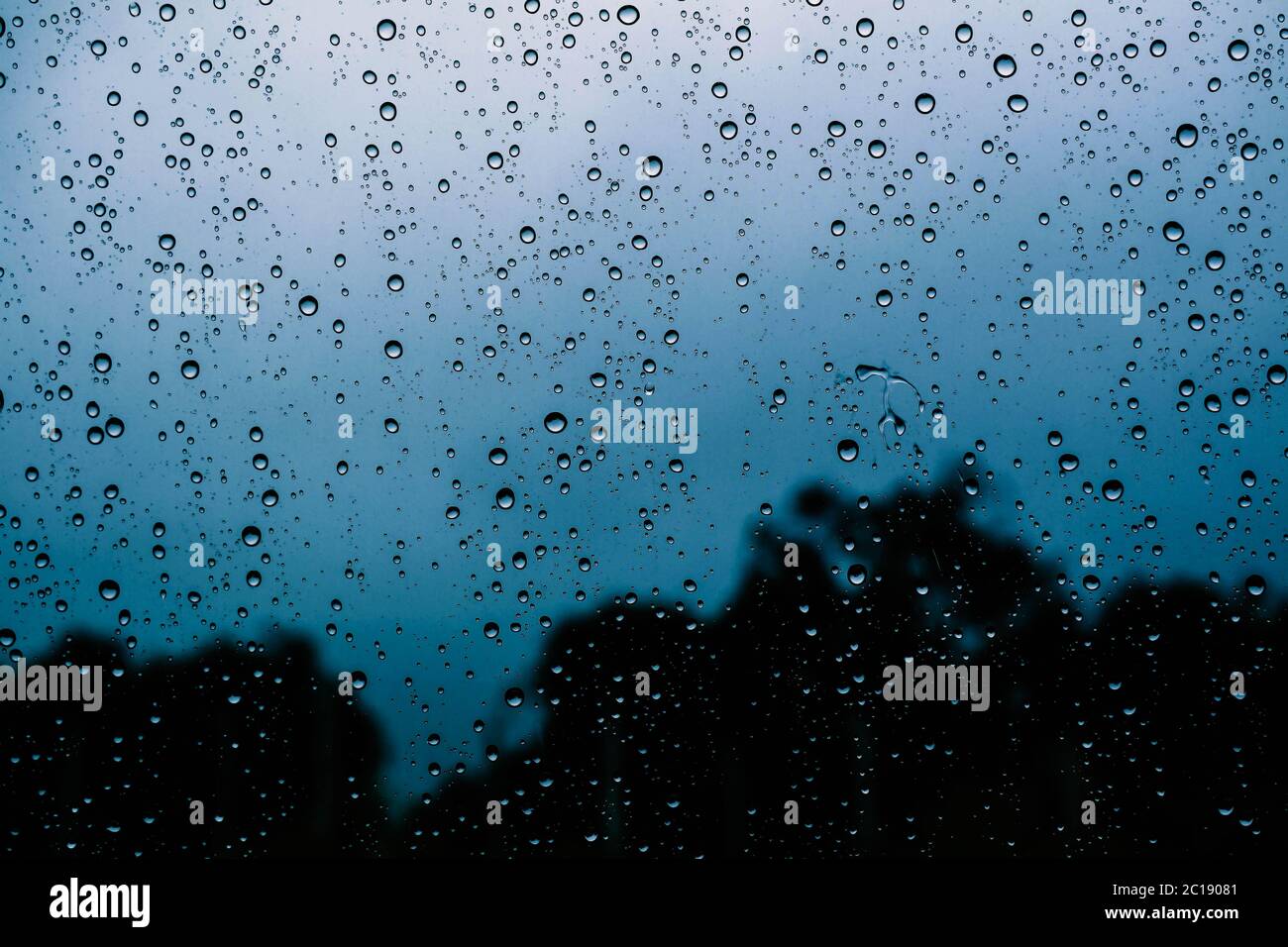 Rainy glass hi-res stock photography and images - Alamy