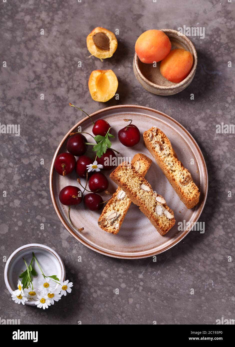 Italian biscotti cookies with fresh berries Stock Photo - Alamy