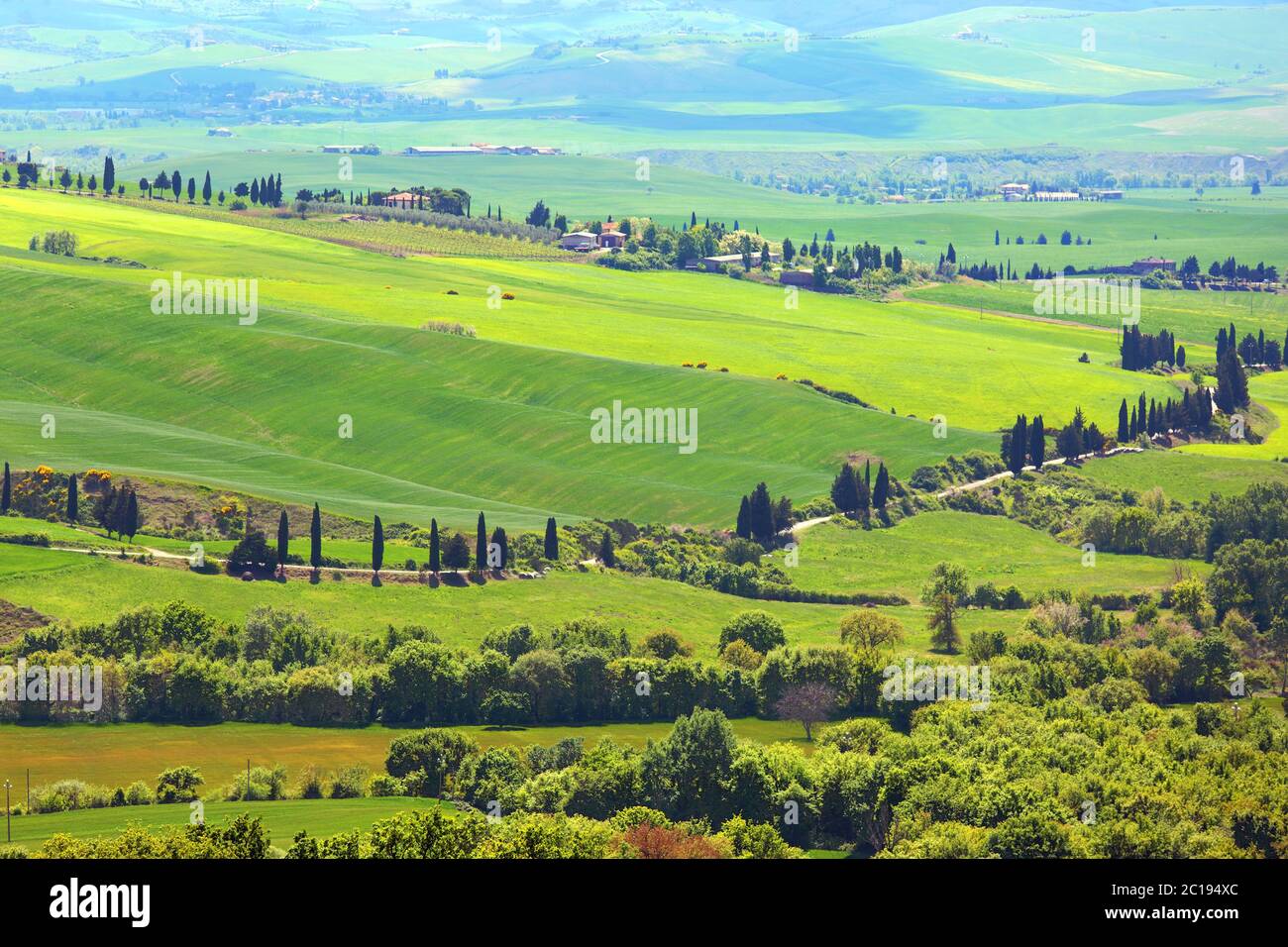Tuscany farmland hill fields in Italy Stock Photo - Alamy