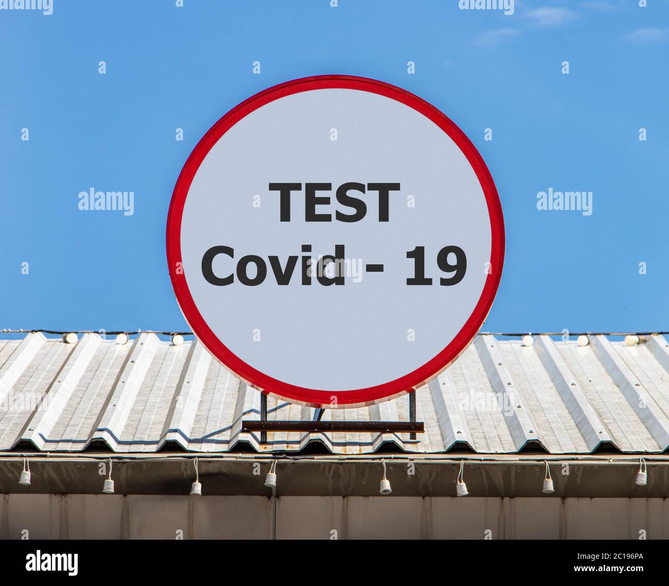 Lab test office hi-res stock photography and images - Alamy