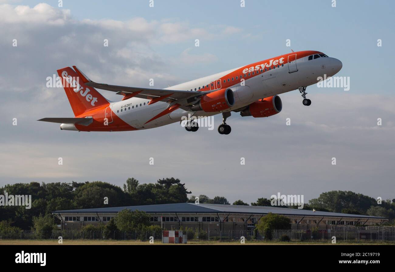 EDITORIAL USE ONLY easyJet flight EZY883 takes-off from London Gatwick ...