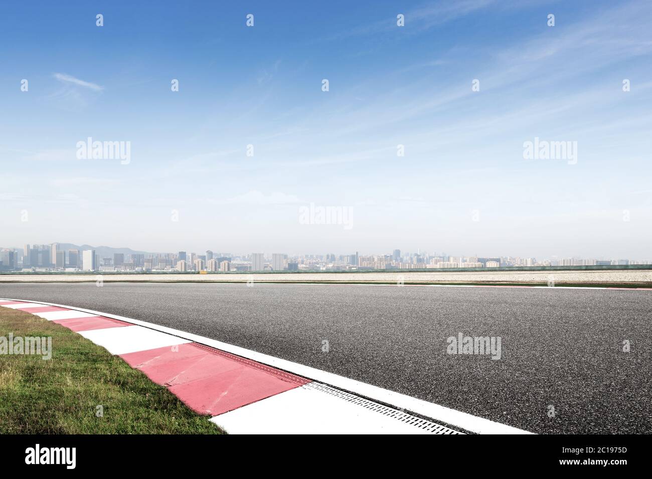Empty road foggy day hi-res stock photography and images - Alamy