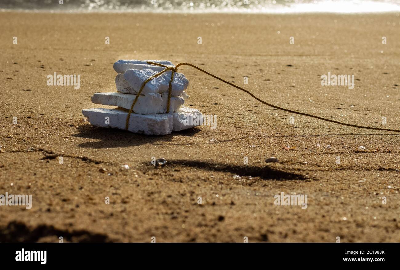 Thermocol fishnet float hi-res stock photography and images - Alamy