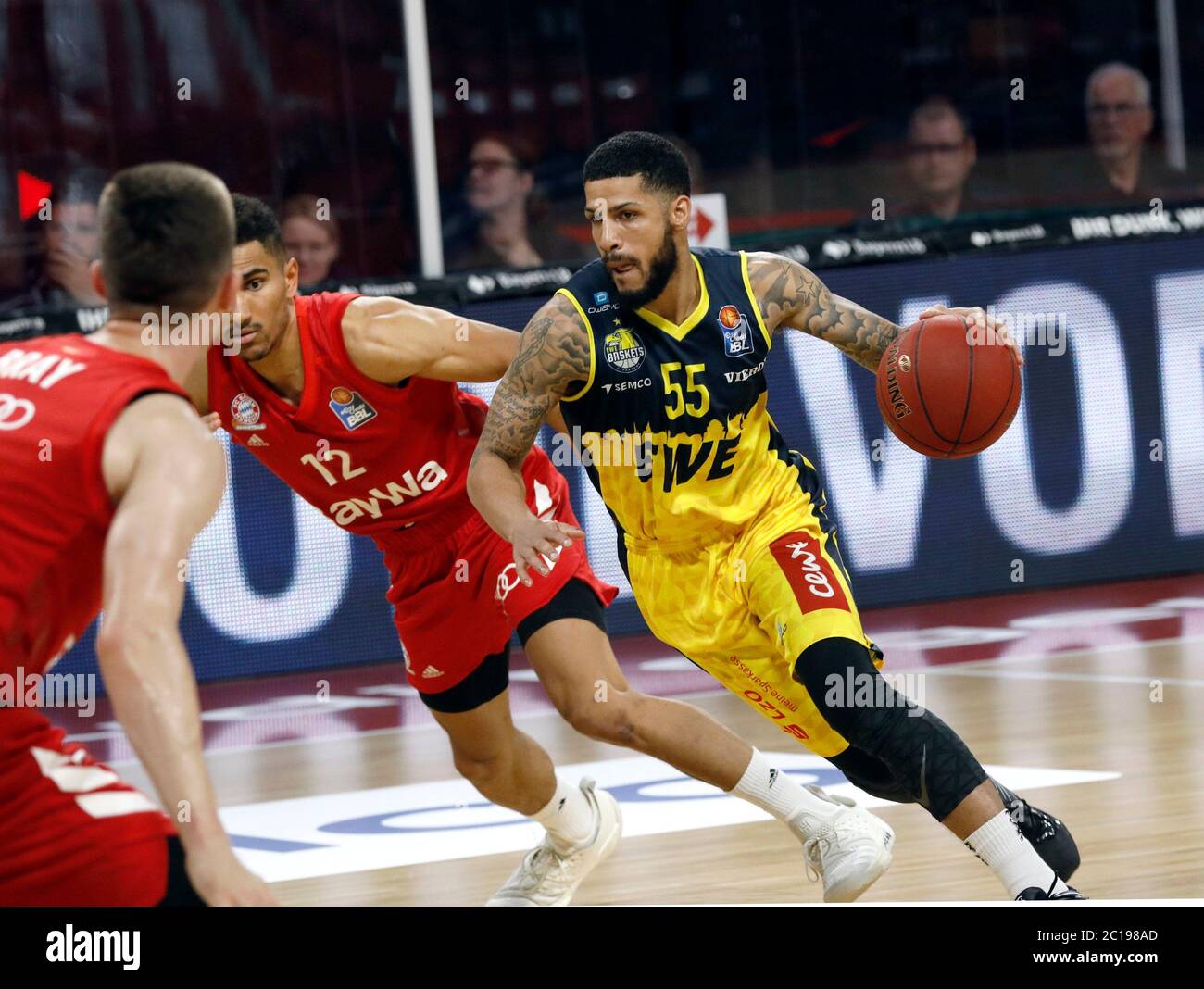 Munich, Deutschland. 14th June, 2020. firo 06/14/2020 basketball BBL ...