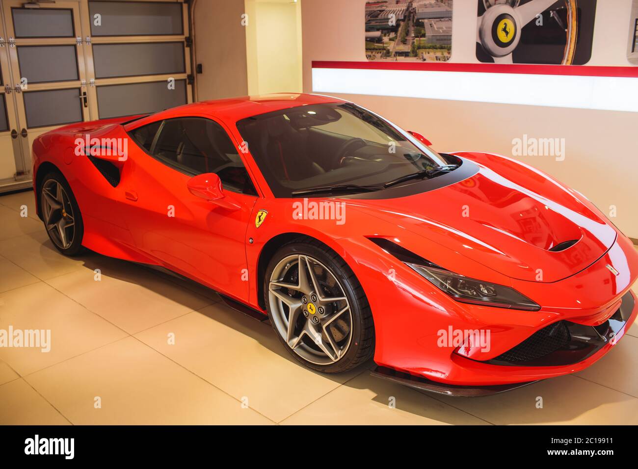 Qatar, Doha 01/03/2020 : Ferrari F12 and lamborghini huracan at the ...