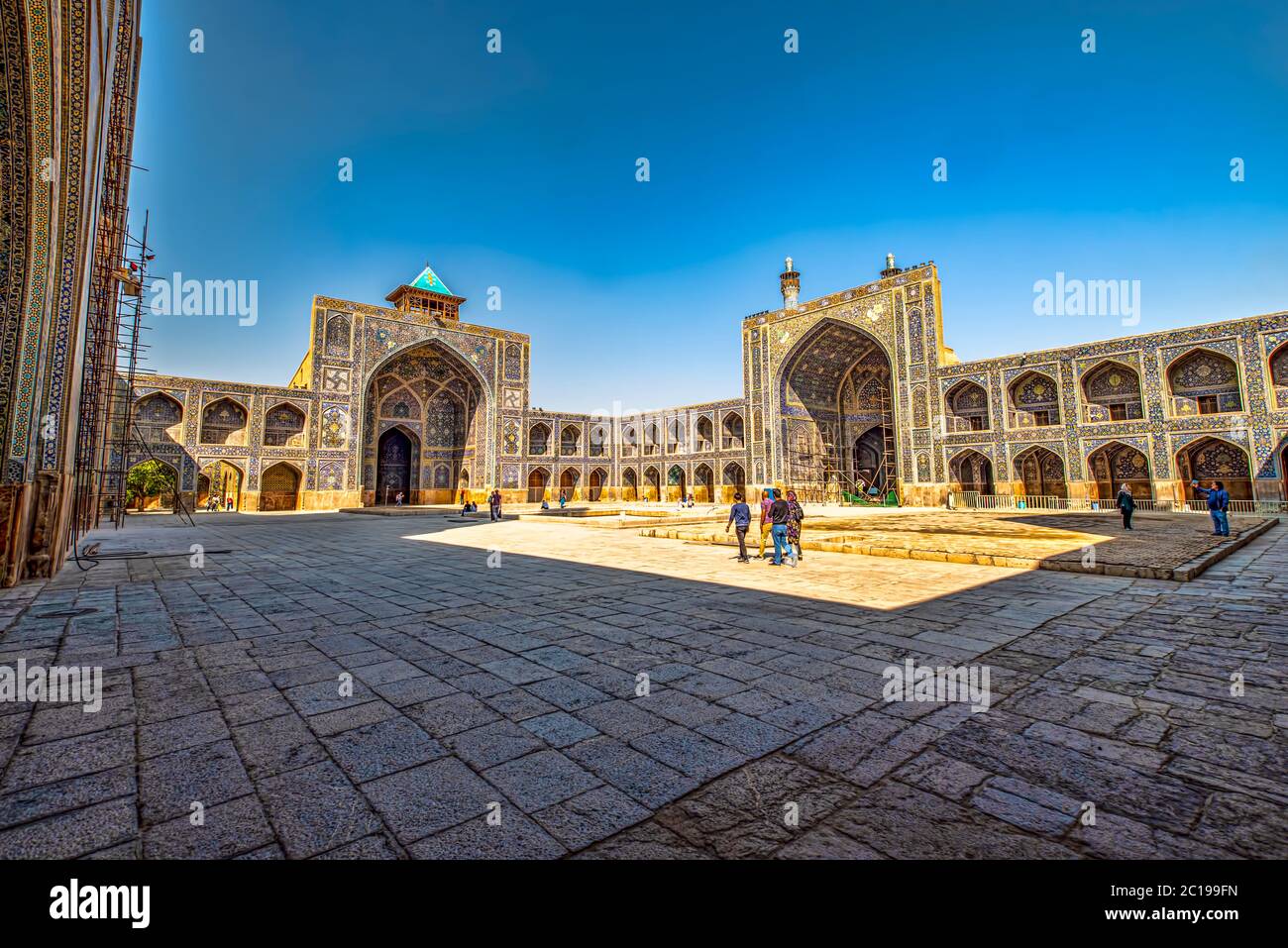 Isfahan art hi-res stock photography and images - Alamy