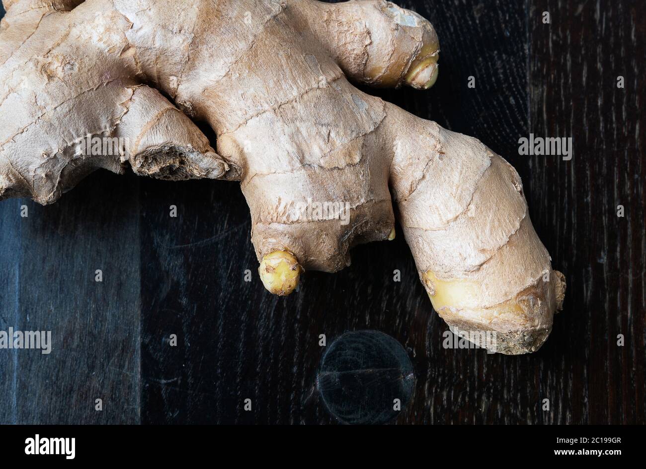 Ginger root dark background hi-res stock photography and images - Alamy