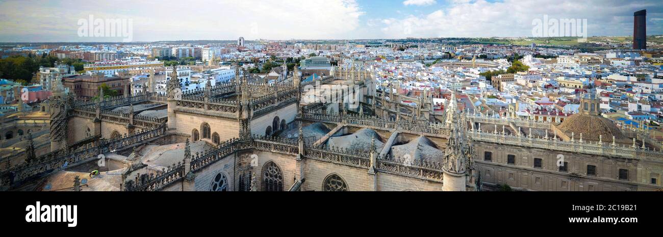 Seville cathedral aerial hi-res stock photography and images - Alamy