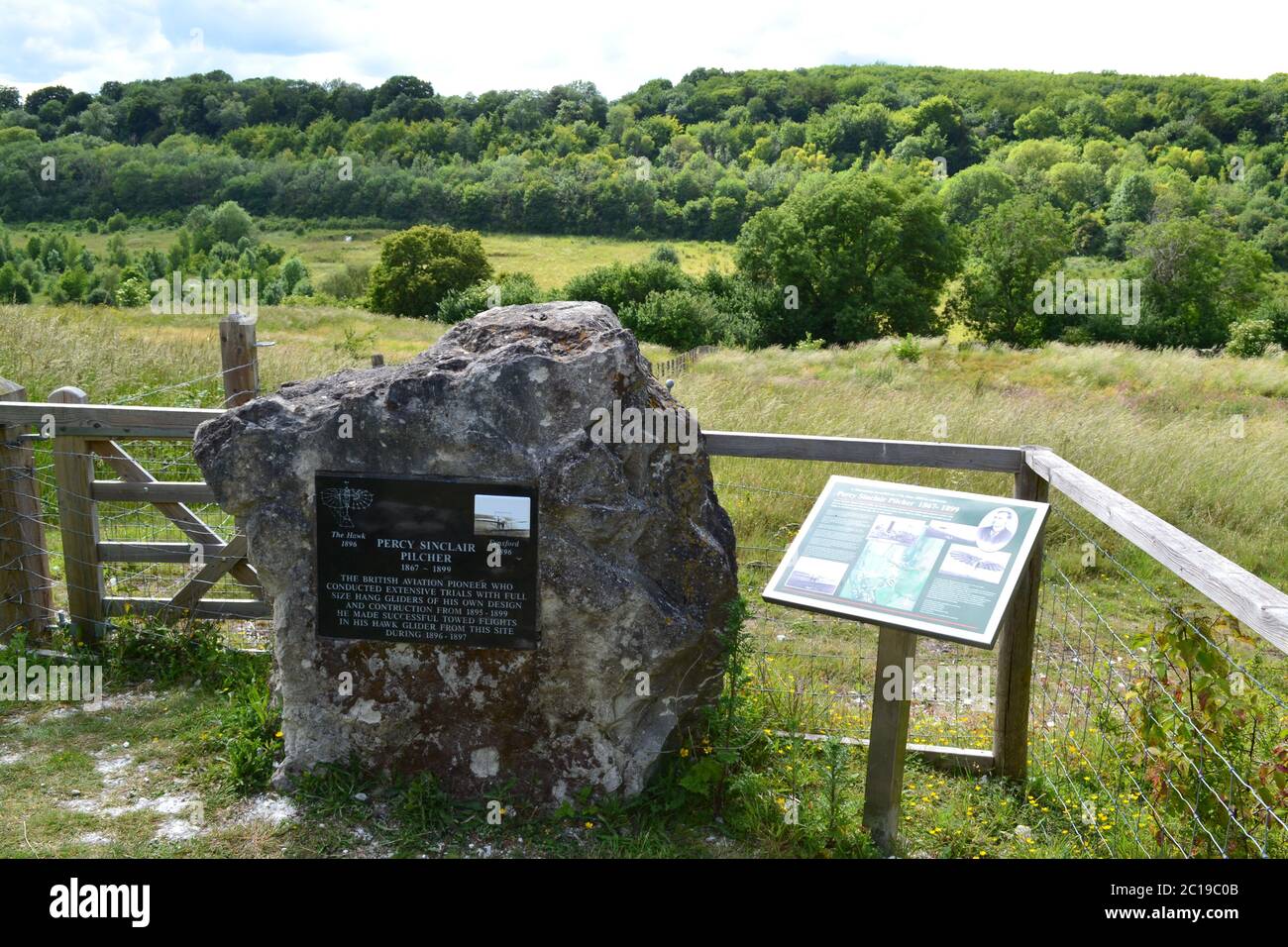 Memorial stone and plaque to Percy Pilcher who tested his Hawk gliders ...