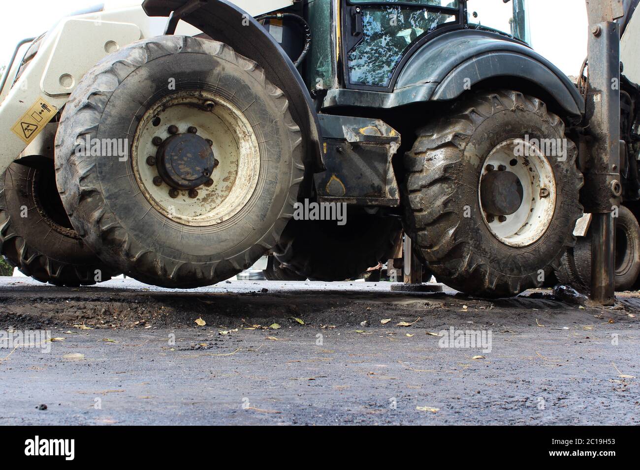 Truck strong outrigger stabilizing legs hi-res stock photography and ...