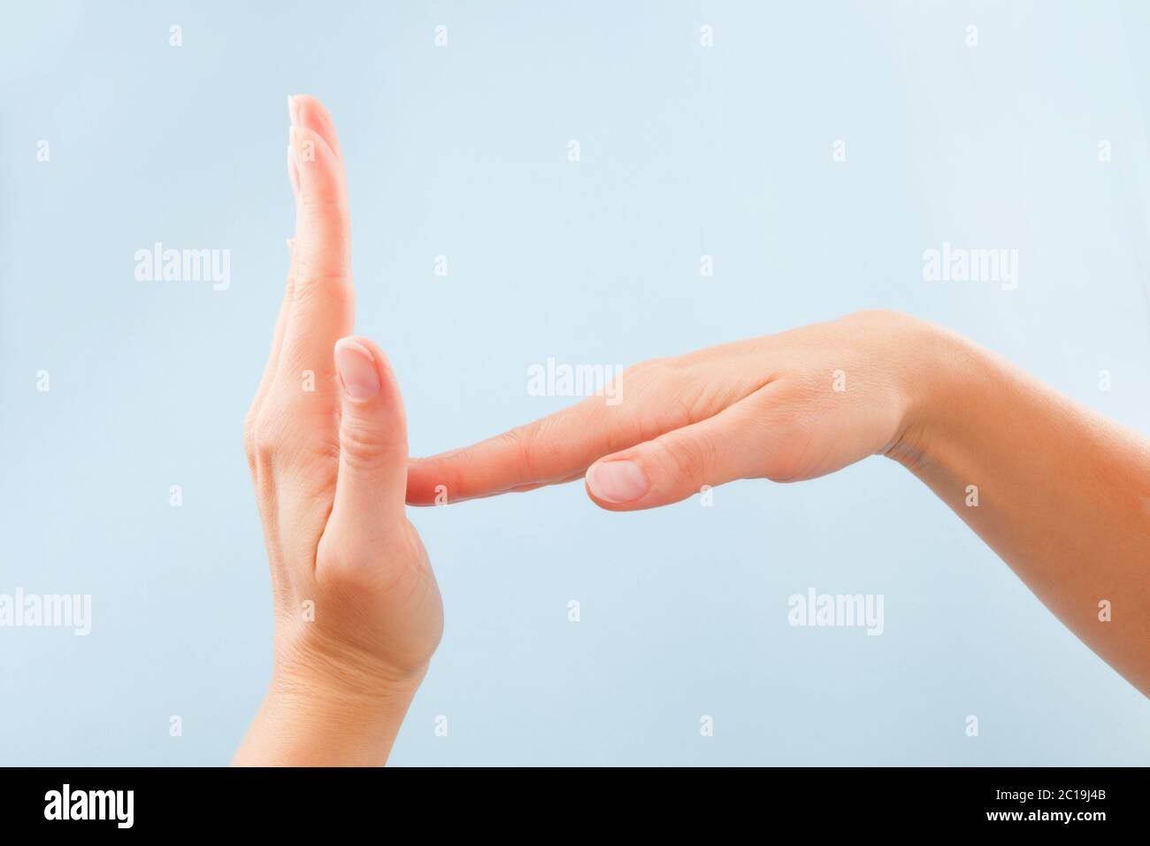 British sign language alphabet hi-res stock photography and images - Alamy