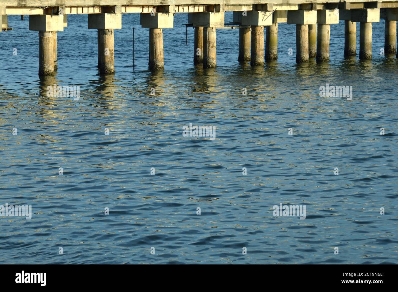 Concrete dock structure hi-res stock photography and images - Alamy