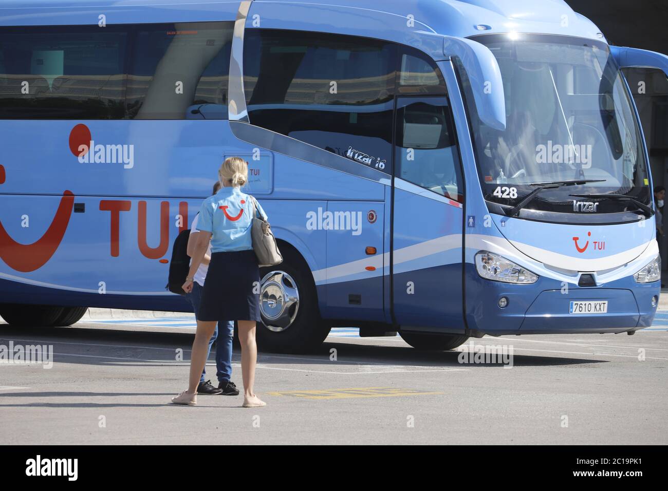Tui bus hi-res stock photography and images - Alamy
