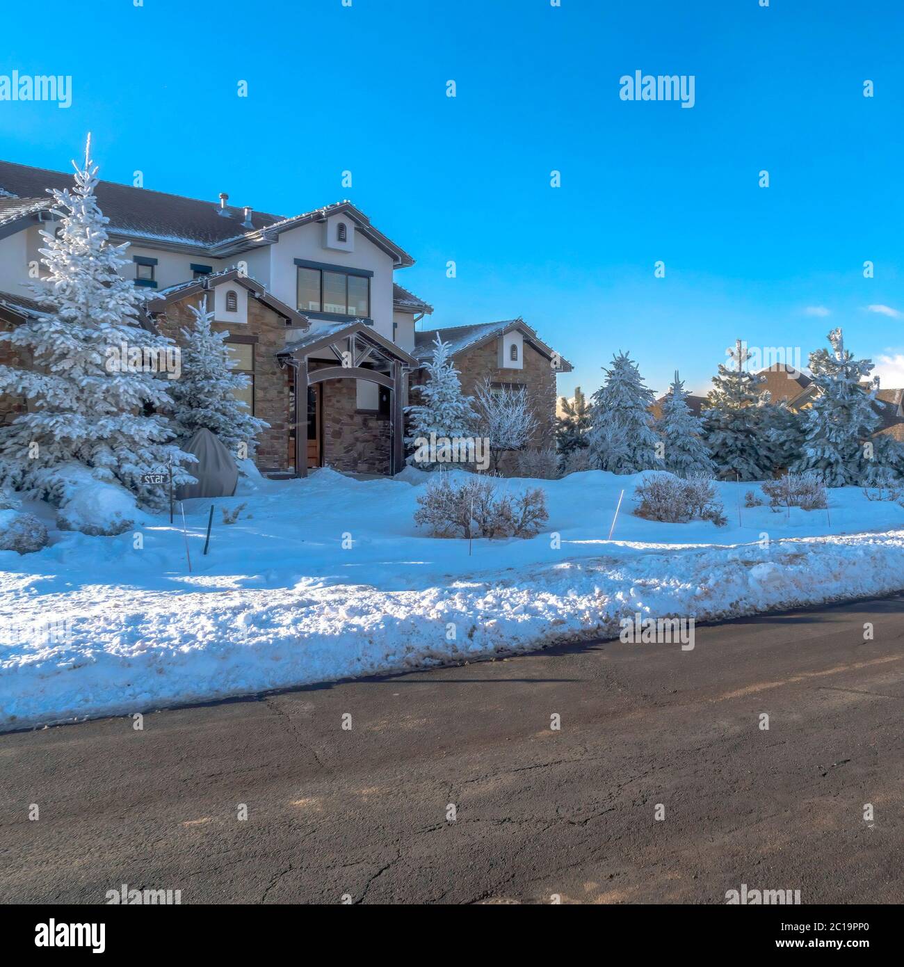 Square frame Scenic town in Wasatch Mountain with a road along houses ...