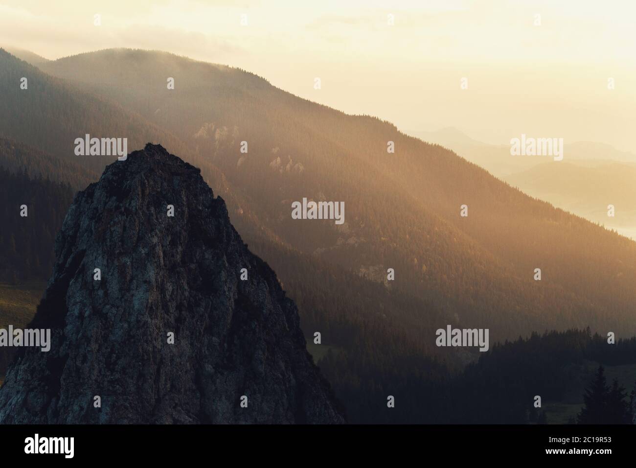 Golden scenery hi-res stock photography and images - Alamy