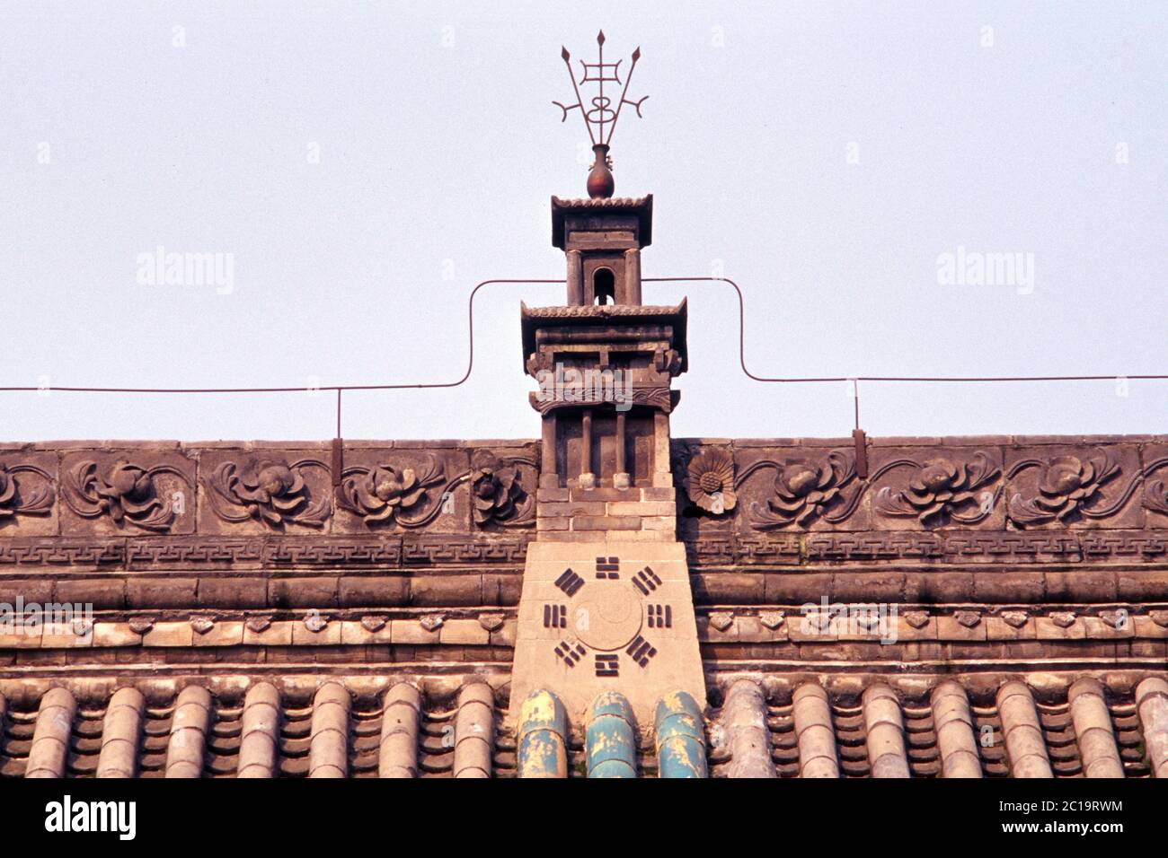 Temple of the eight immortals xi'an hi-res stock photography and images ...