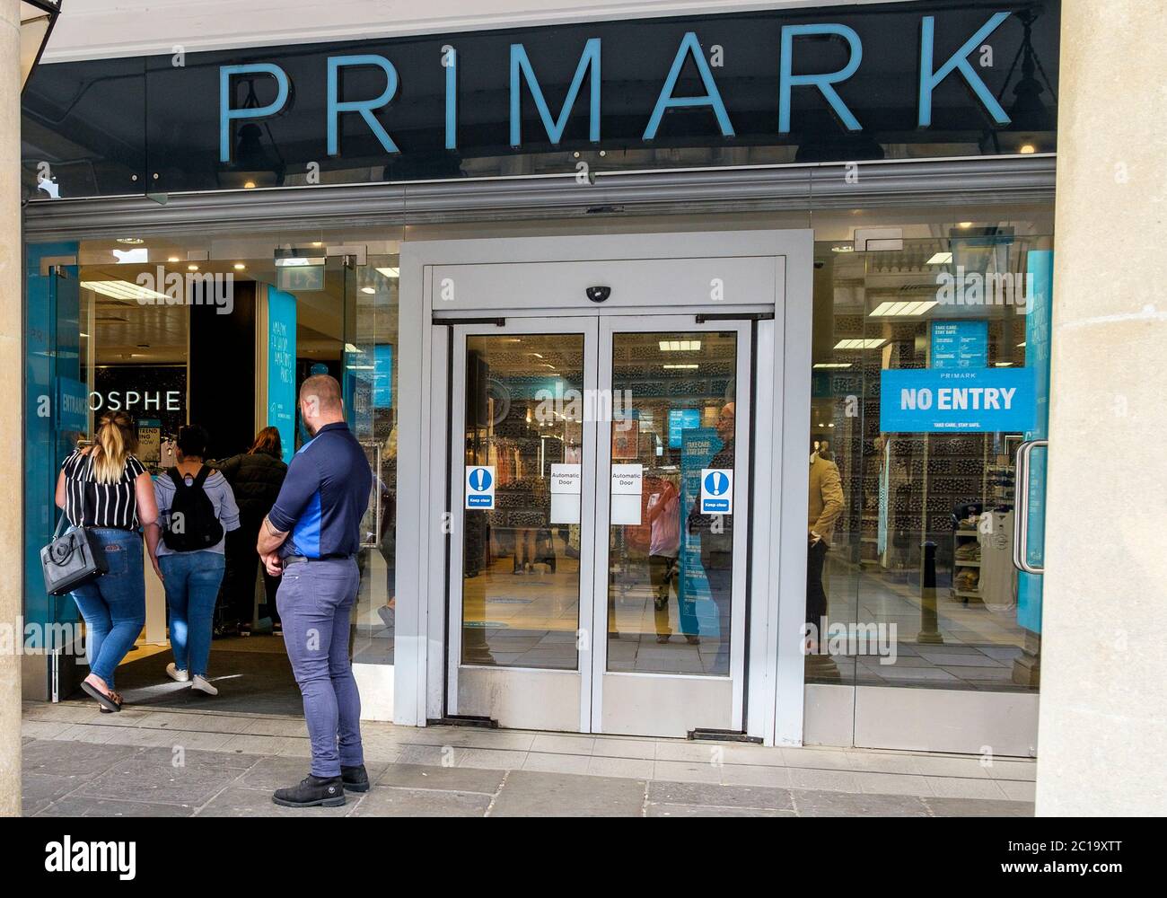 Queueing shoppers primark hi-res stock photography and images - Alamy
