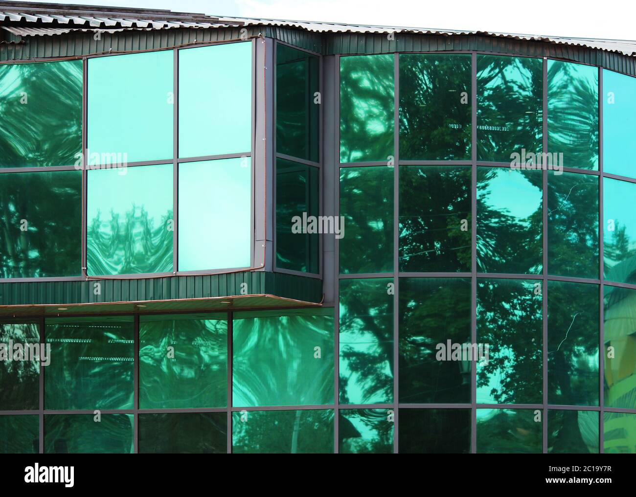 Windows and city center hi-res stock photography and images - Alamy