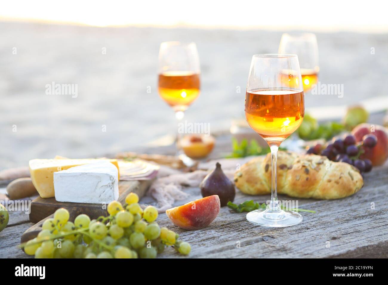 Top view beach picnic table Stock Photo - Alamy
