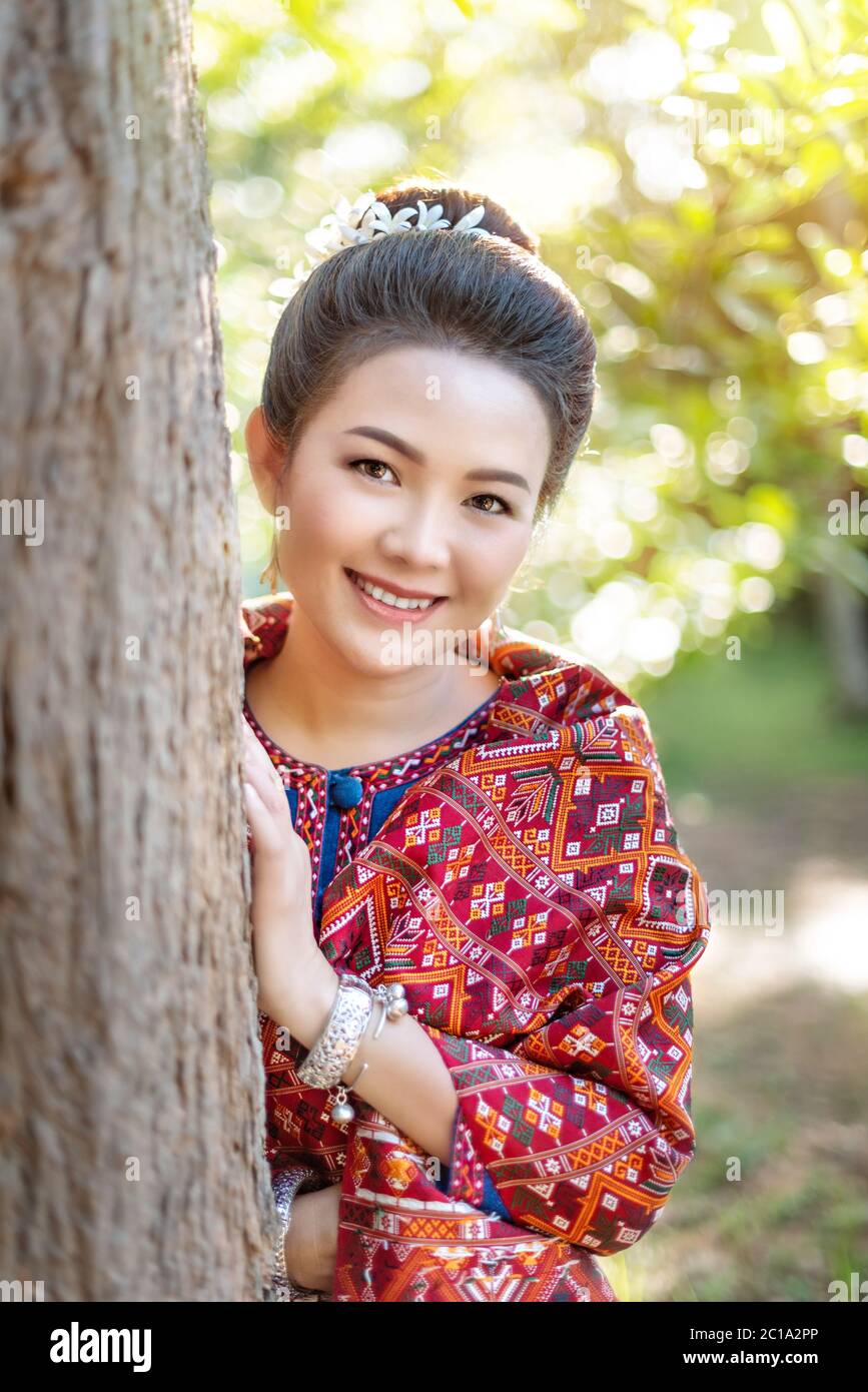 Asian dresses hi-res stock photography and images - Alamy