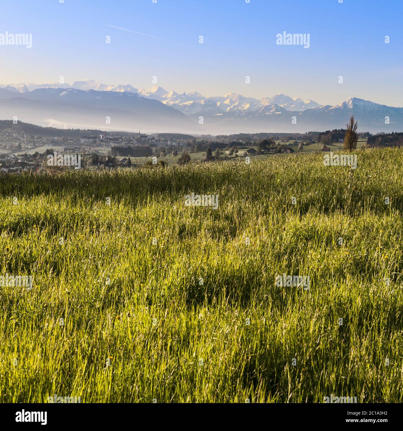 Mist and town hi-res stock photography and images - Alamy