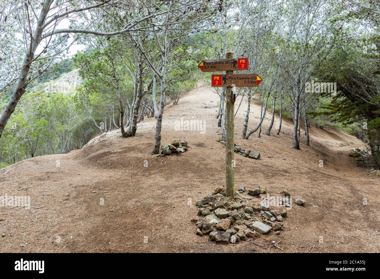 Blue porto sign hi-res stock photography and images - Alamy