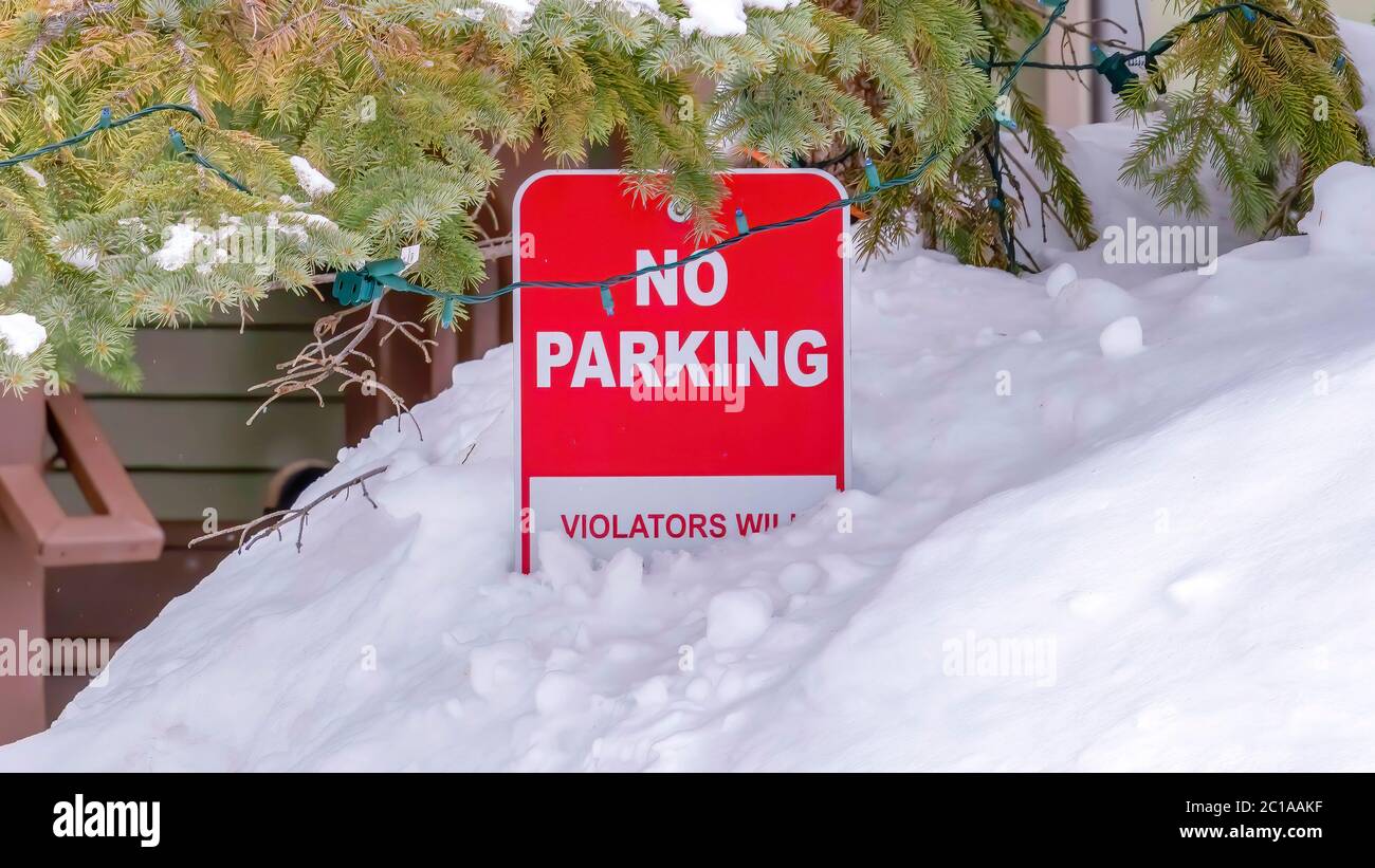 Half buried house hi-res stock photography and images - Alamy