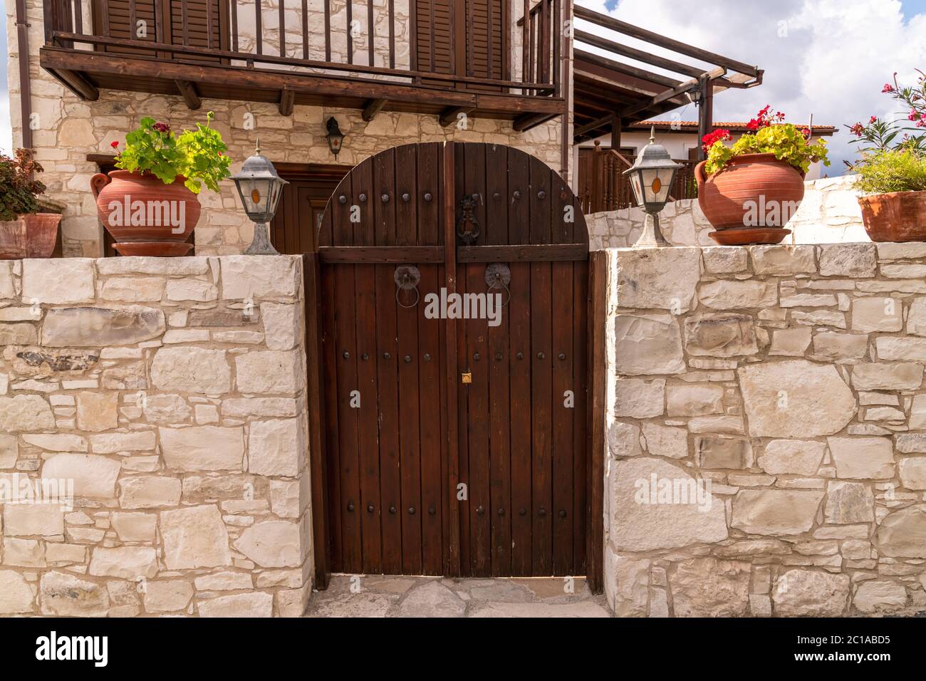 Front gate house hi-res stock photography and images - Alamy