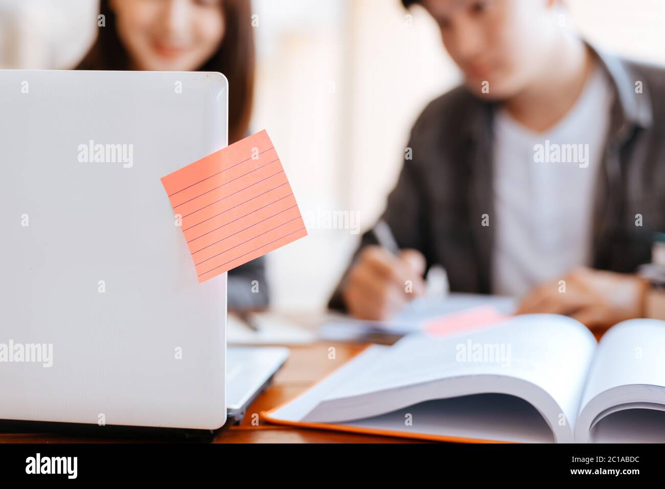 Tutoring hi-res stock photography and images - Alamy