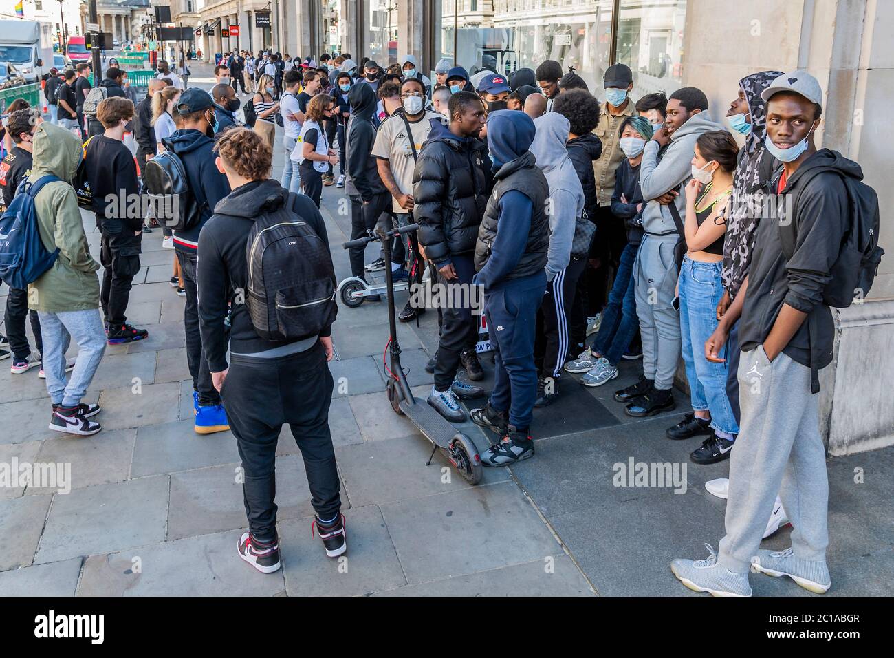 Big queue hi-res stock photography and images - Alamy