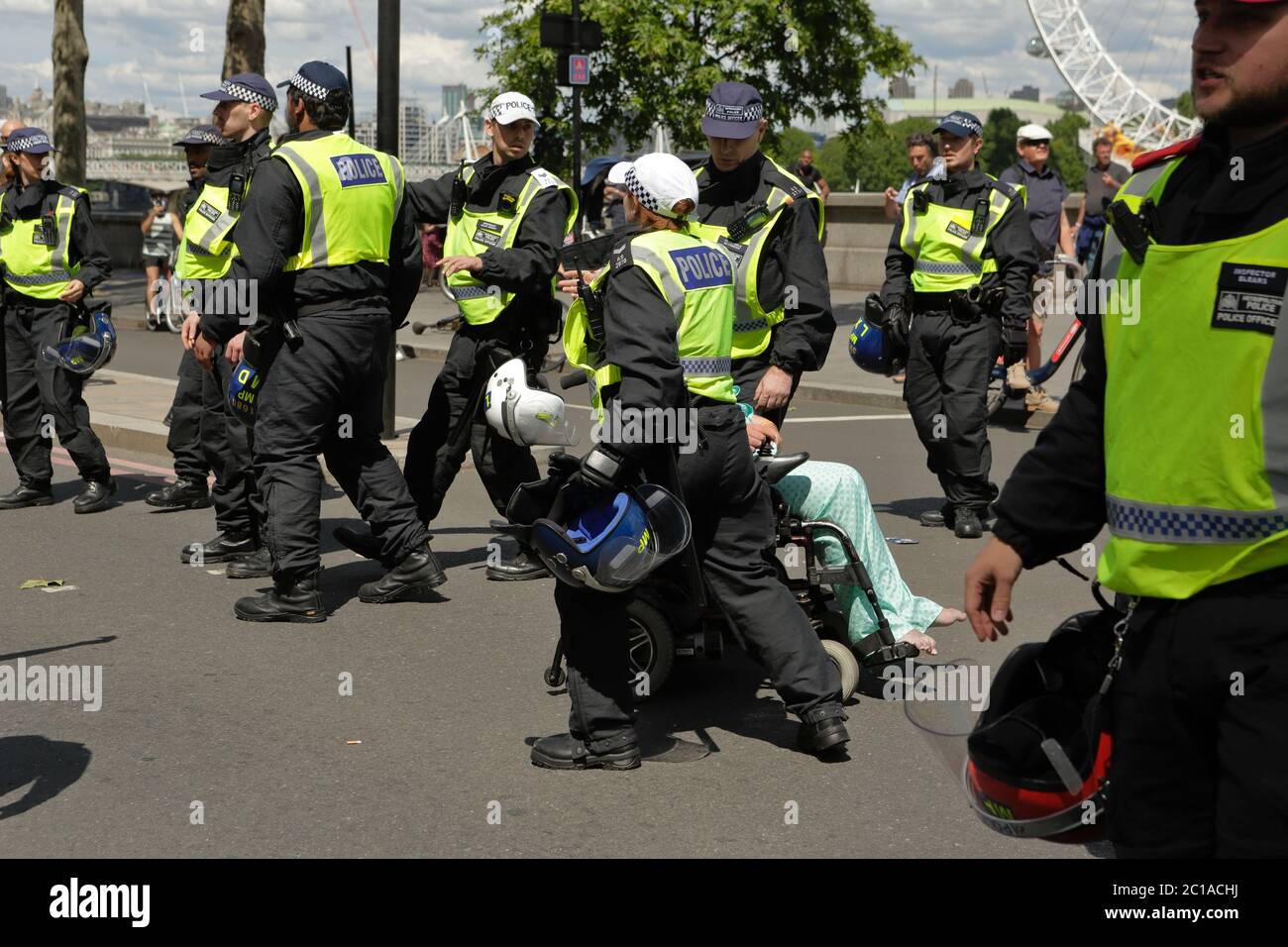 UK Capital: Scenes of violence hit London as the far-right rally ...