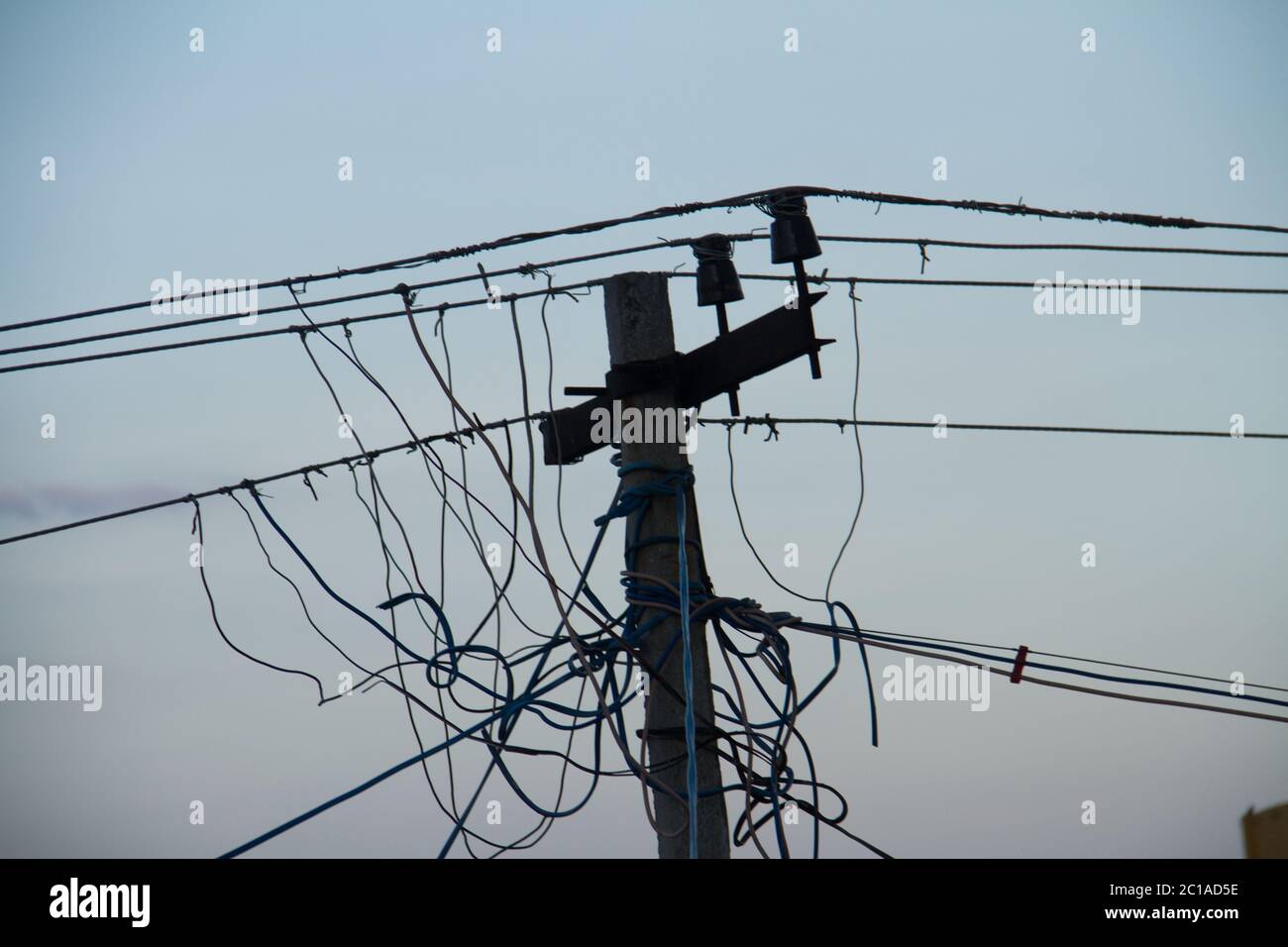 Cluttered wires hi-res stock photography and images - Alamy