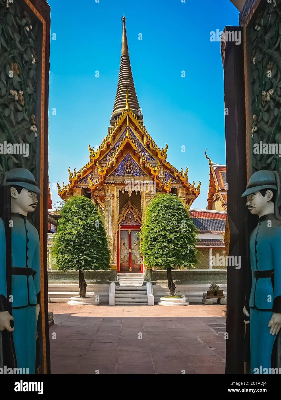 Open temple hi-res stock photography and images - Alamy