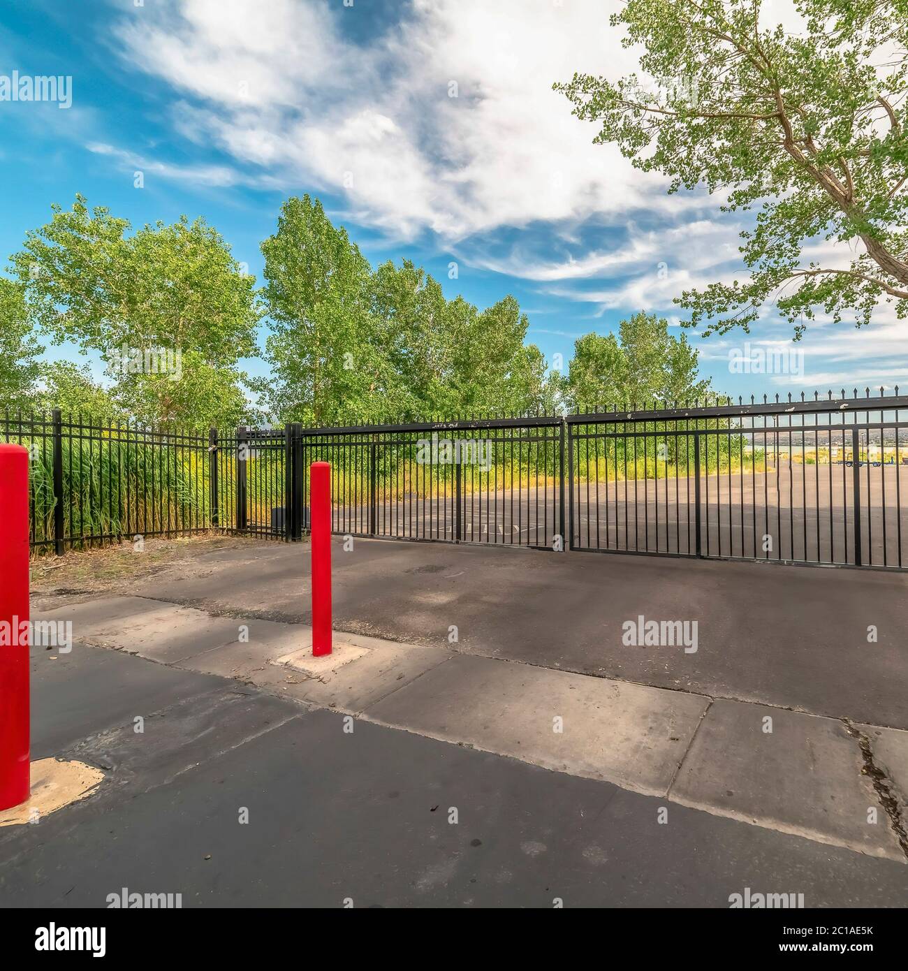 Traffic poles hi-res stock photography and images - Alamy