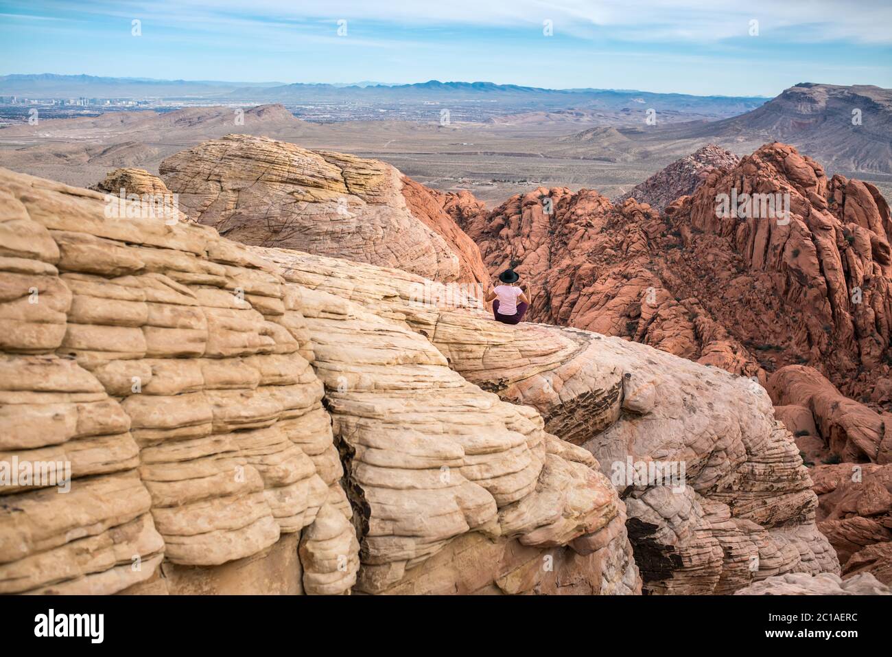 Red rock landscape hi-res stock photography and images - Alamy