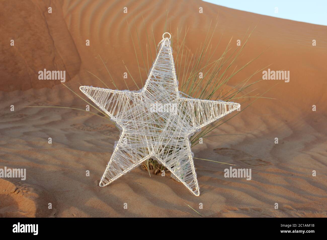 Stars in the arabian desert hi-res stock photography and images - Alamy