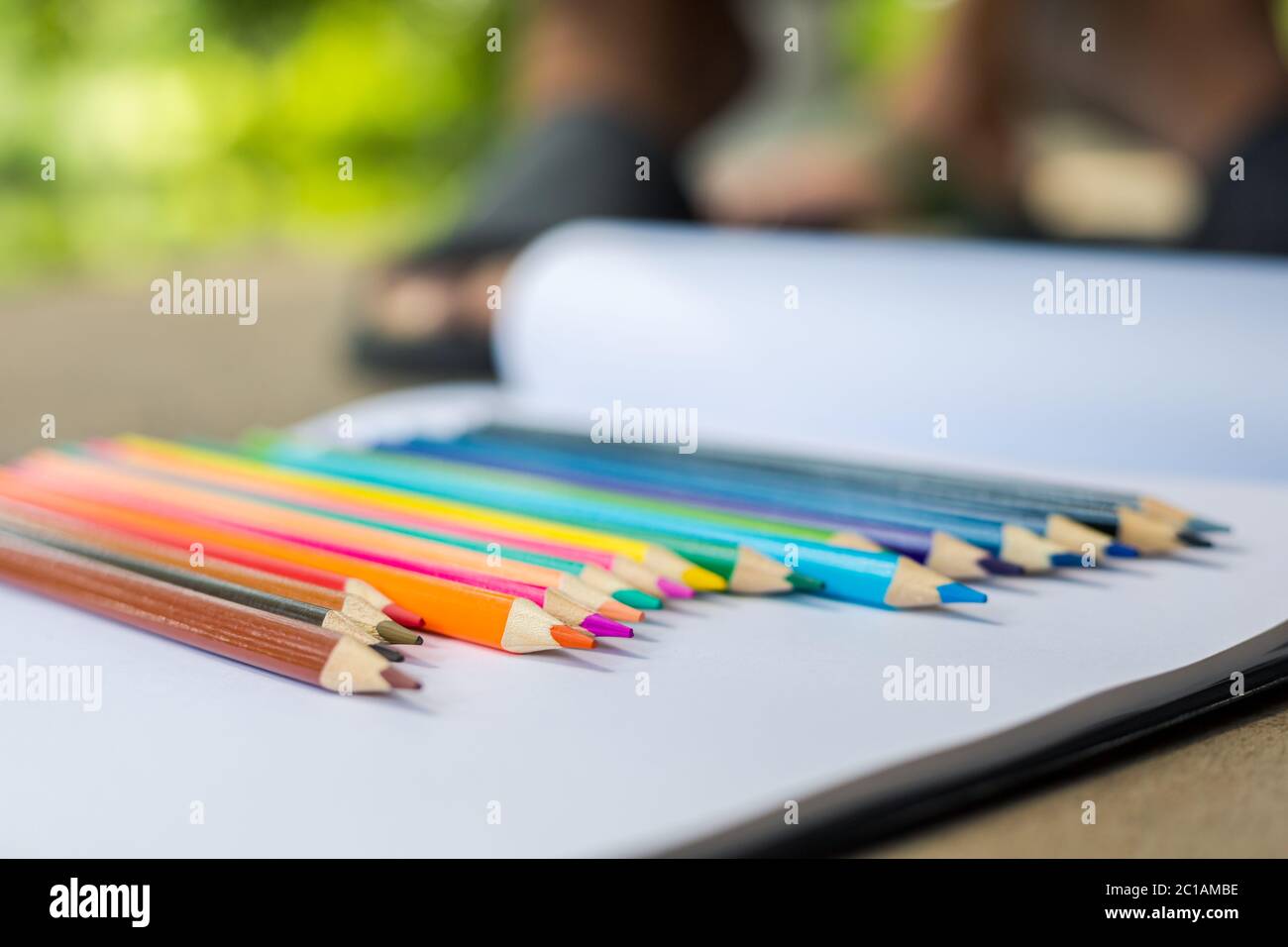 Crayola crayons color drawing set hi-res stock photography and images ...