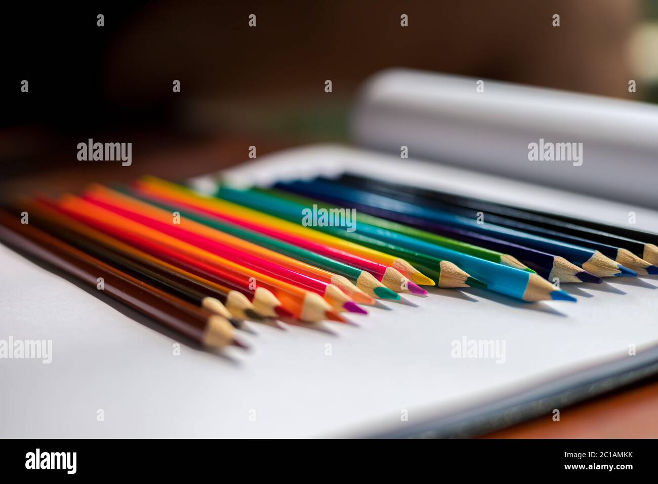 Crayola crayons color drawing set hi-res stock photography and images ...