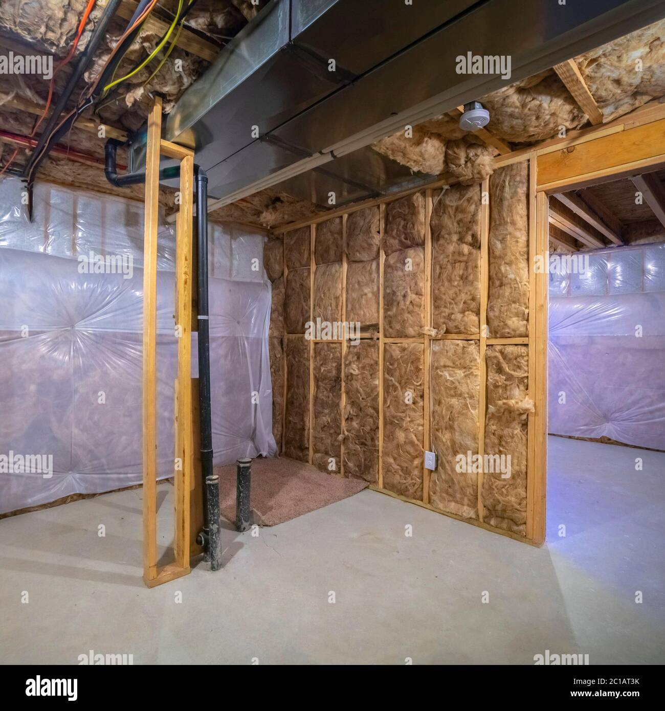 Square Insulation inside the room of a frame house Stock Photo - Alamy
