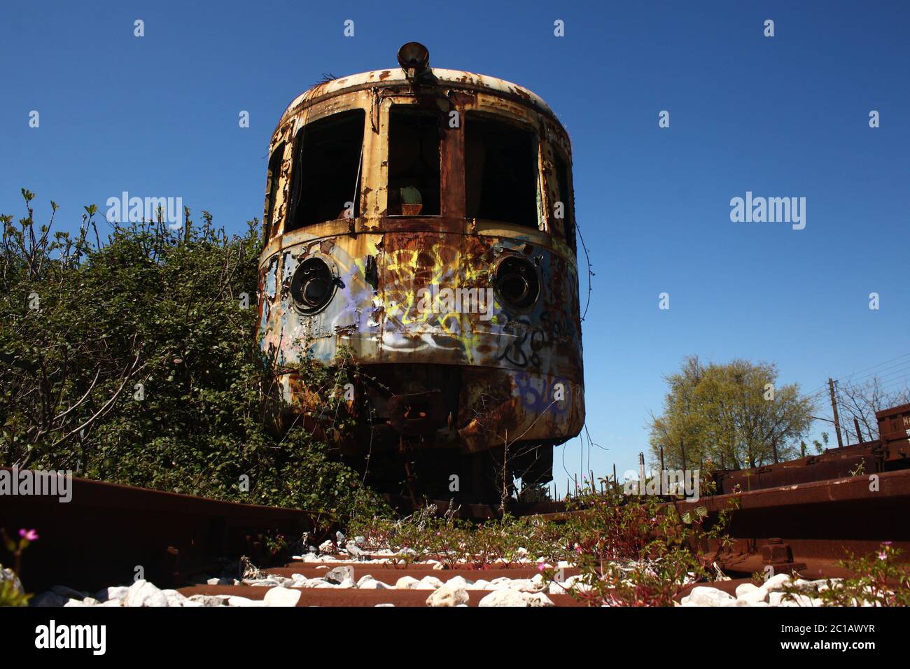 Old rusty abandoned locomotive train Stock Photo - Alamy