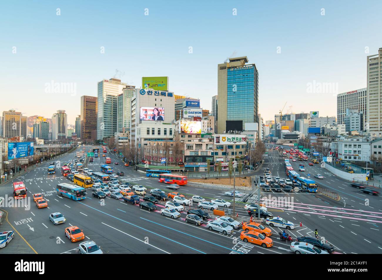 Traffic jam seoul hi-res stock photography and images - Alamy