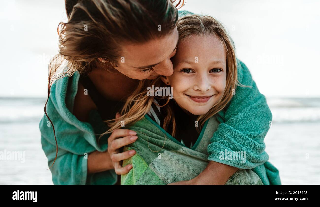 Drying off hi-res stock photography and images - Alamy