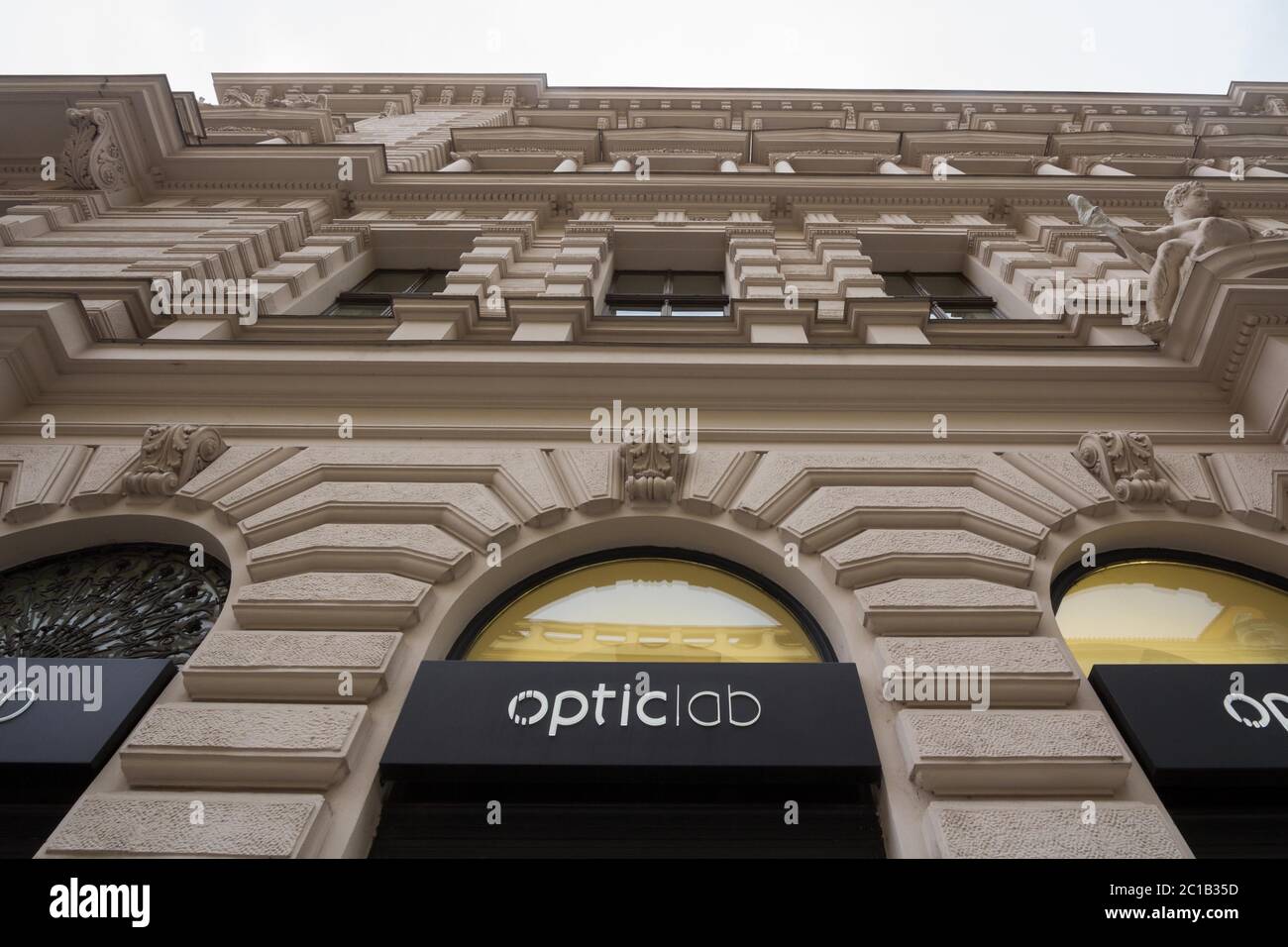 Opticlab logo hi-res stock photography and images - Alamy