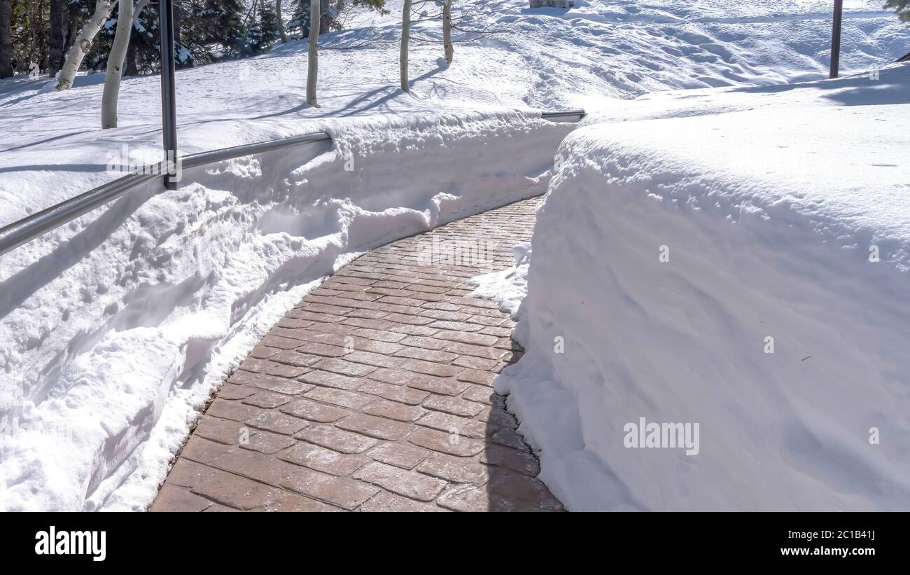 Brick path into the slope hi-res stock photography and images - Alamy