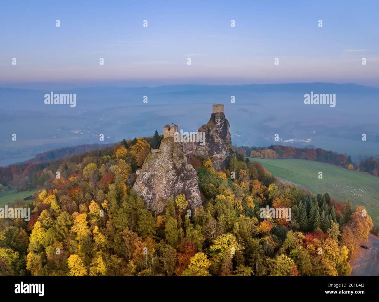 Trosky castle hi-res stock photography and images - Alamy